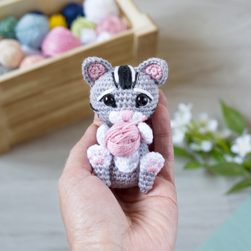 Modèle de chat au crochet facile à réaliser grâce à un tuto hyper clair
